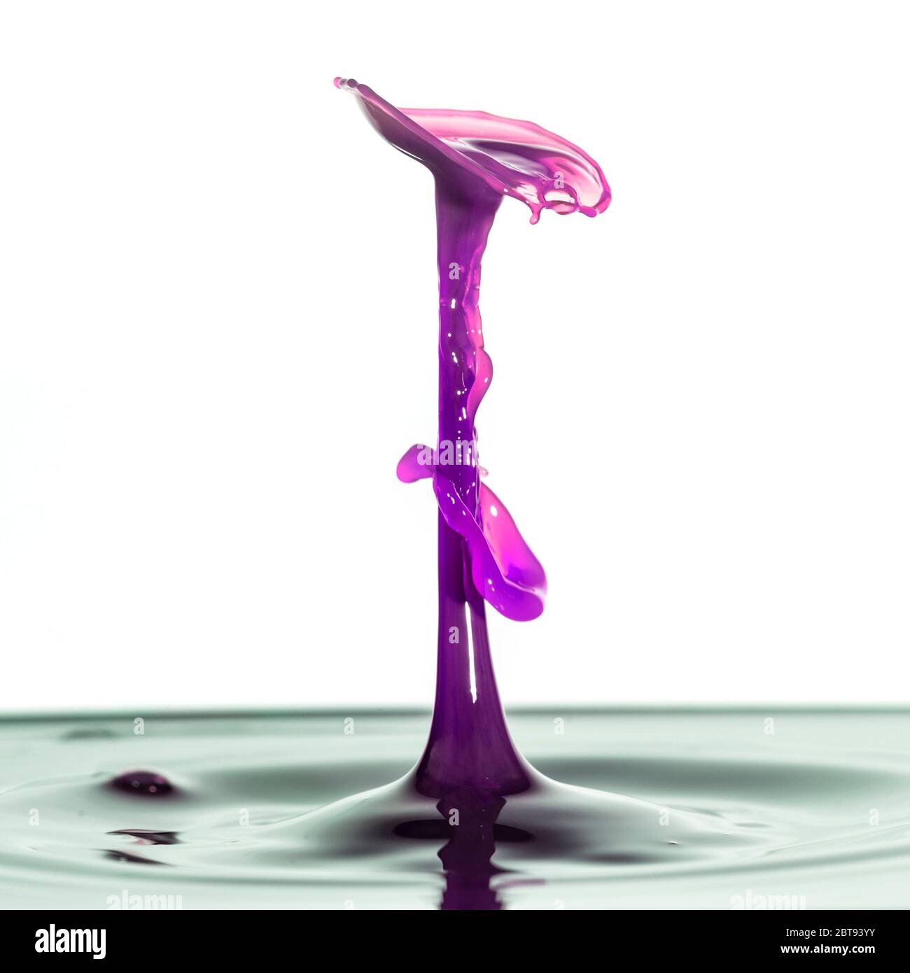 Stunning unique abstract water splash photography images with vibrant ...
