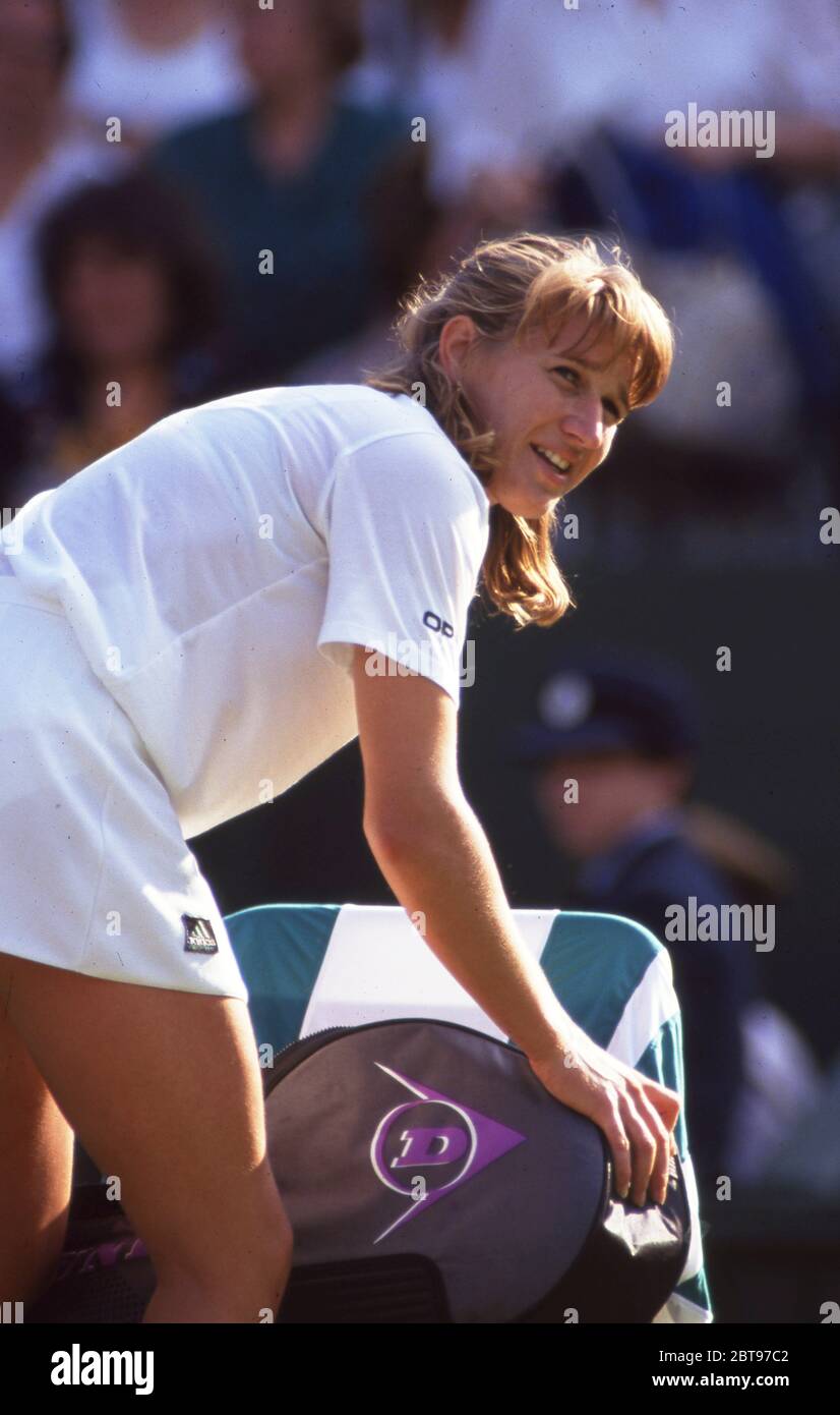 Steffi Graf Photo by Tony Henshaw Stock Photo - Alamy