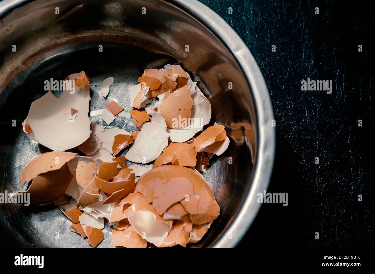 Broken egg shells black bird hi-res stock photography and images - Alamy