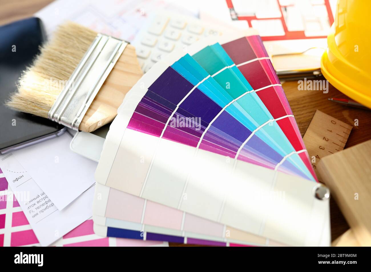 Architect home interior decorator desktop hi-res stock photography and ...