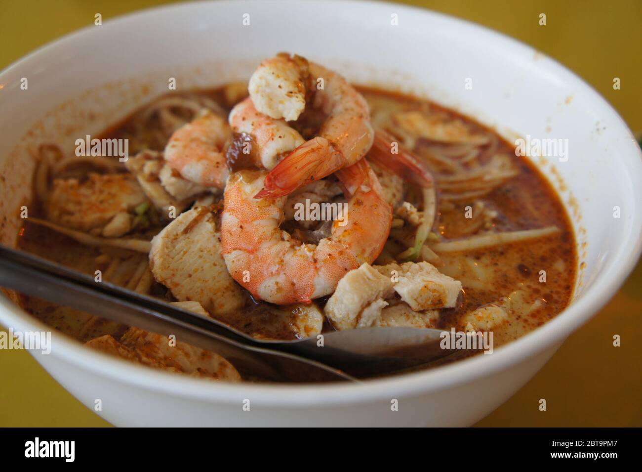 Sarawak Laksa - traditional food, Borneo, Malaysia Stock Photo - Alamy