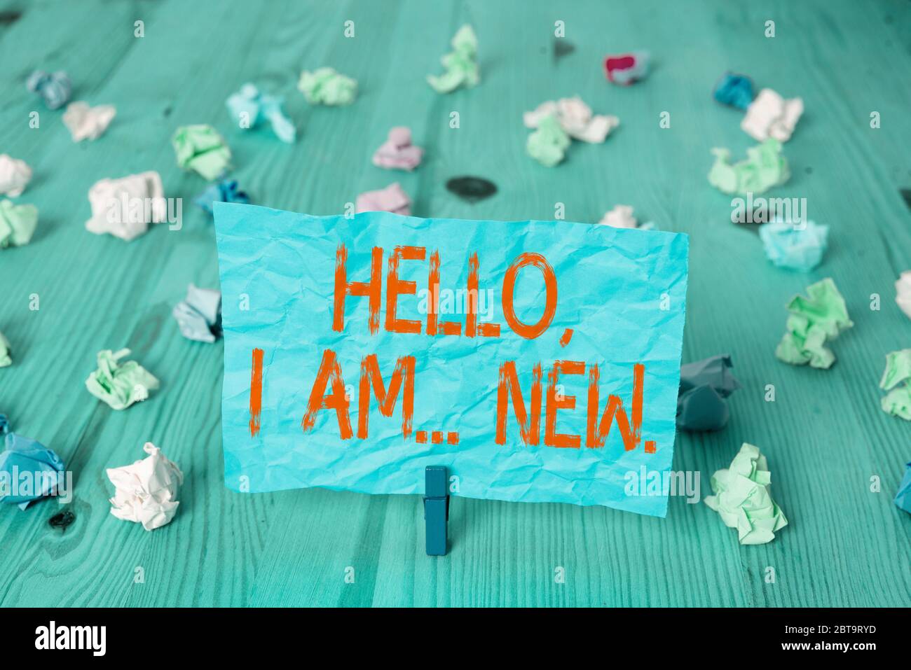 Introducing new student hi-res stock photography and images - Alamy