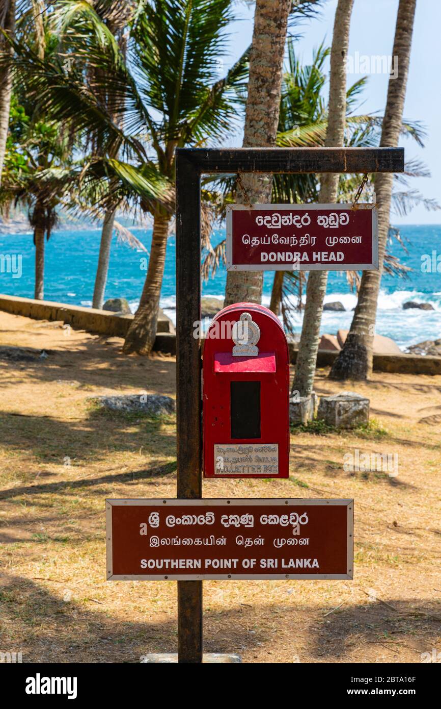 Dondra Head, lighthouse, most Southern point of Sri Lanka Stock Photo ...