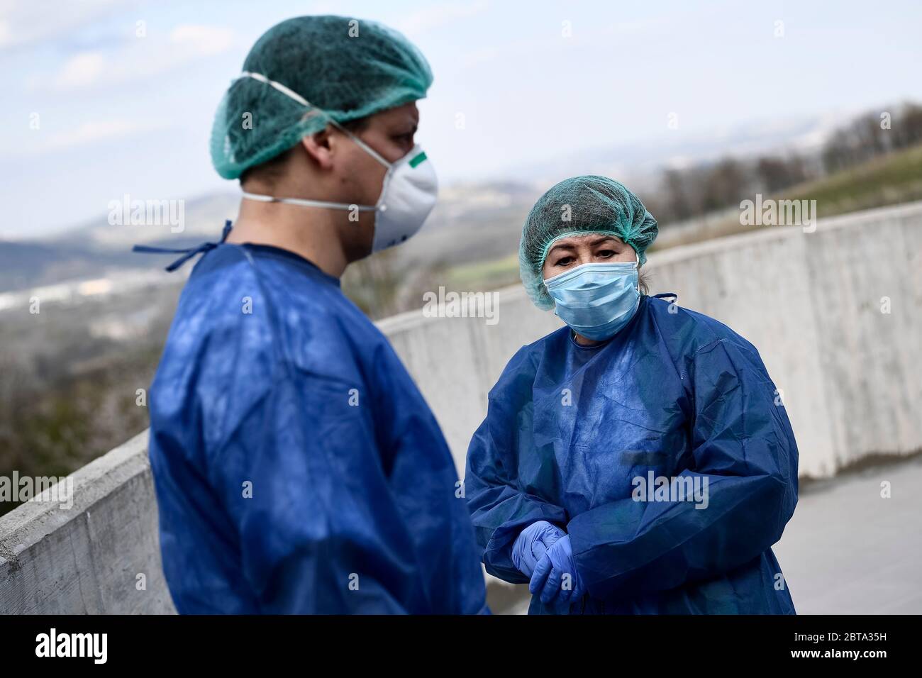 Wearing personal protective equipment ppe hi-res stock photography and ...