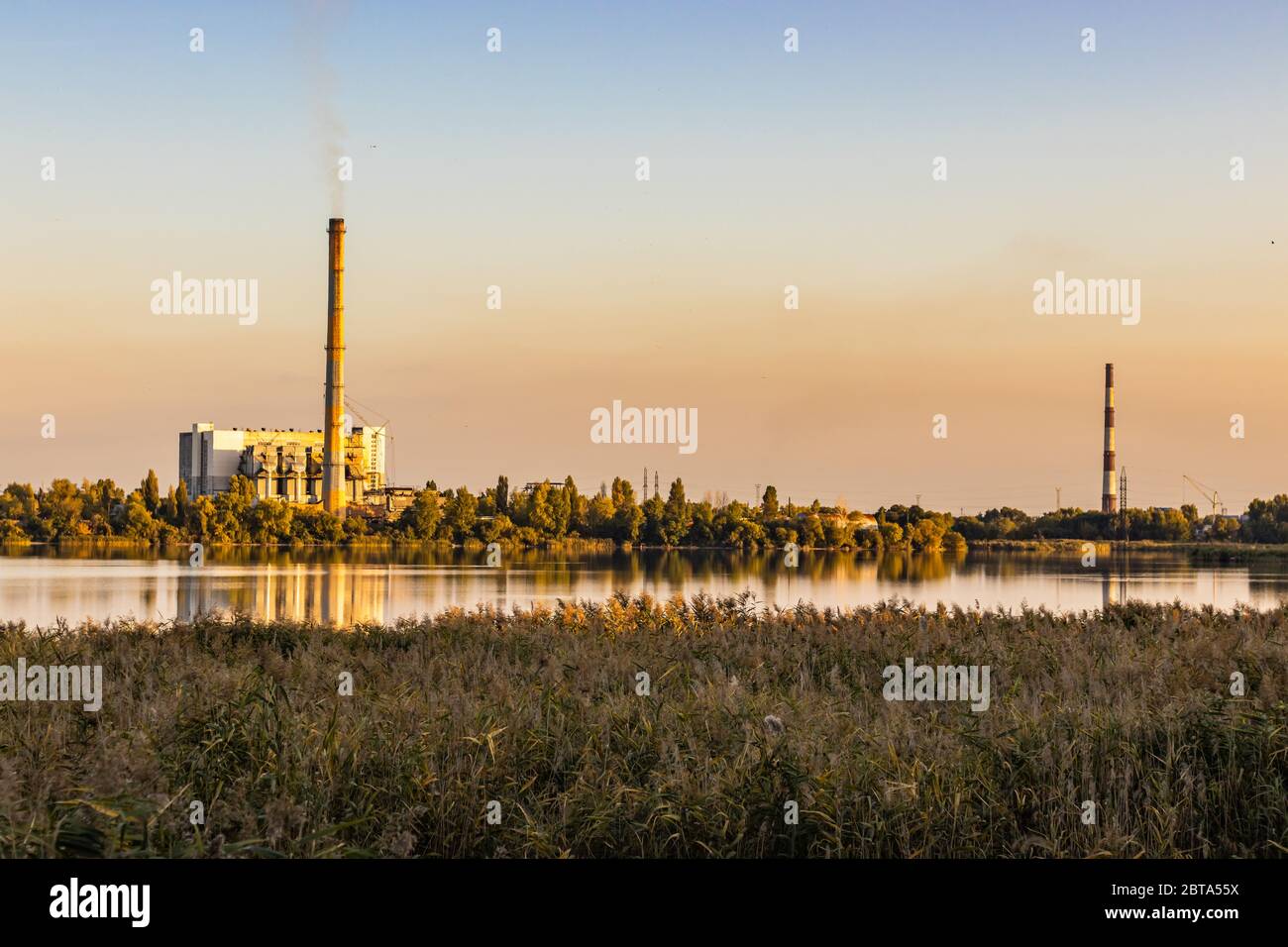 Processing plant construction hi-res stock photography and images - Alamy