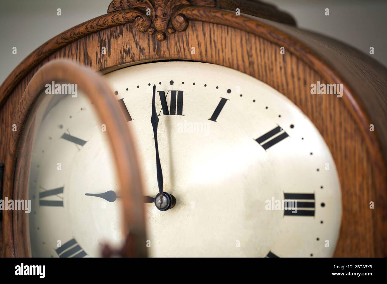 Hand carved clock hi-res stock photography and images - Alamy