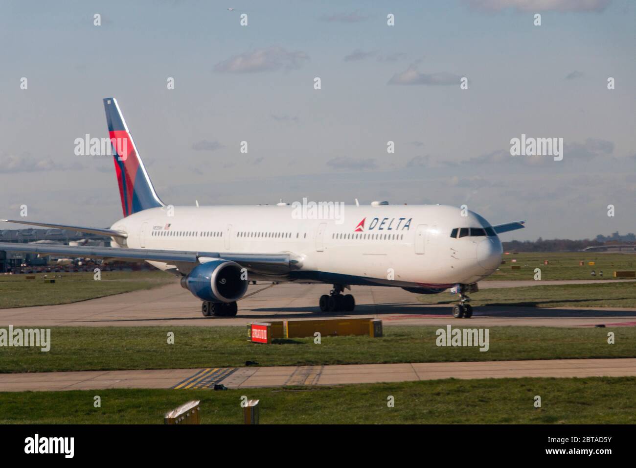 Jet plane on runway at Bristol Airport Stock Photo - Alamy