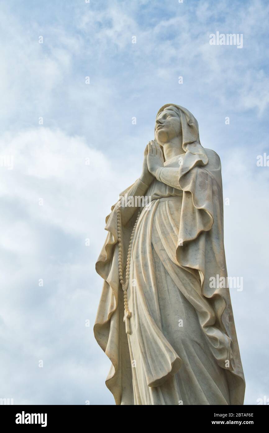 The Virgin Mary Praying Stock Photo - Alamy