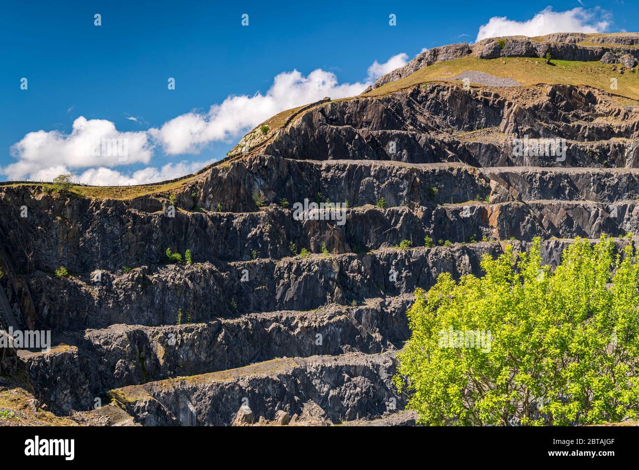 Quarrying at helwith bridge hi-res stock photography and images - Alamy