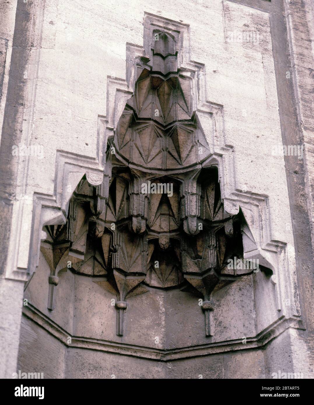 MOCARABE DE LA MEZQUITA SULEYMANIYE CONSTRUIDA EN EL SIGLO XVI. Author ...