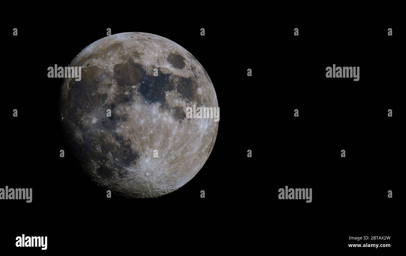 Rule of thirds portrait hi-res stock photography and images - Alamy