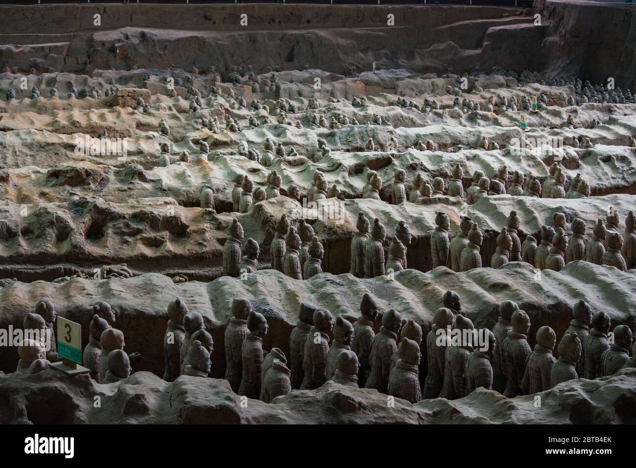 Terracotta Army, excavated terracotta sculptures depicting the armies ...