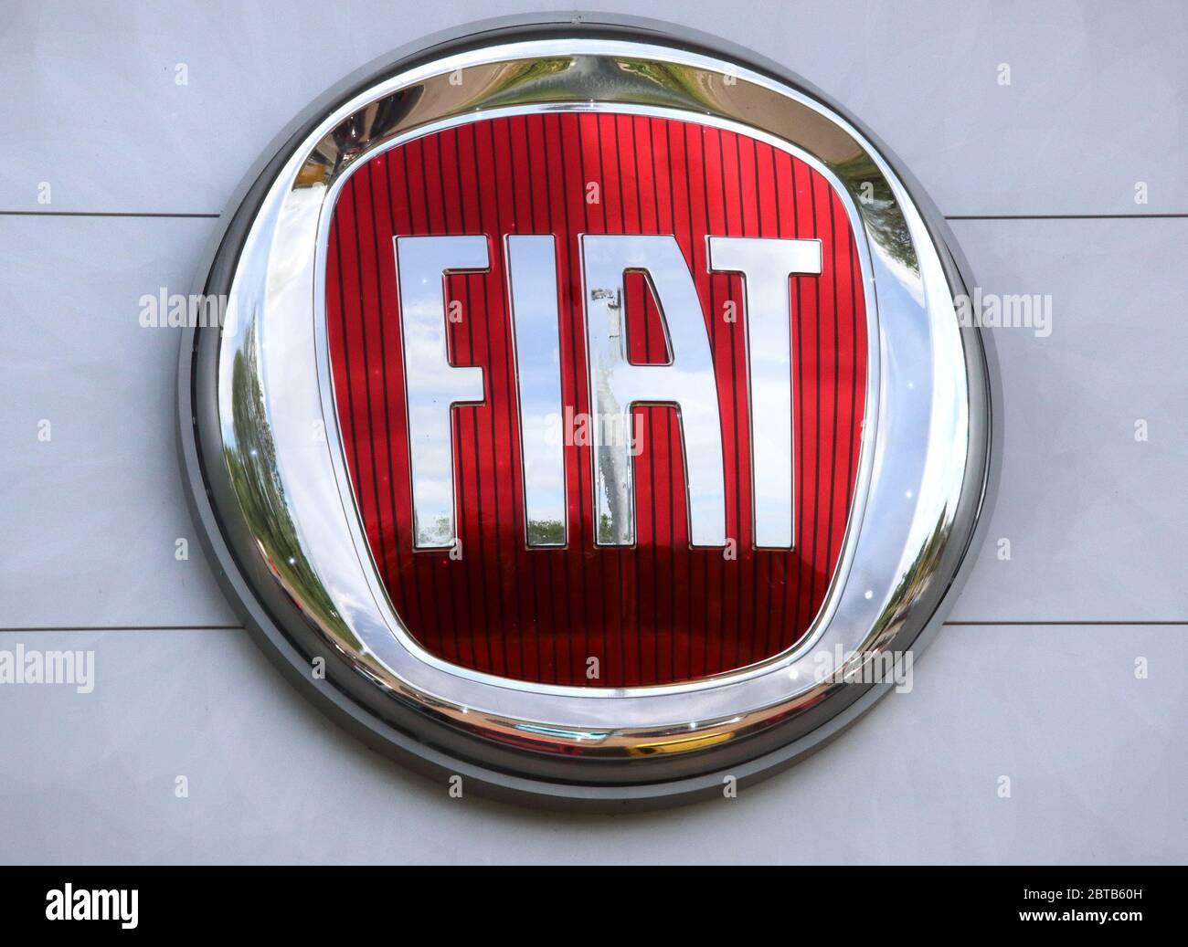 Fiat motor hi-res stock photography and images - Alamy