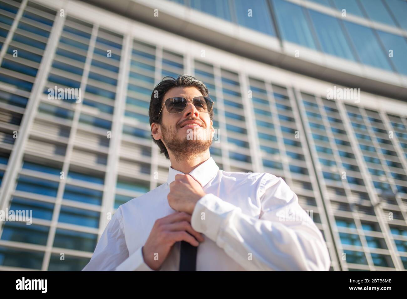 Job interview outdoor hi-res stock photography and images - Alamy