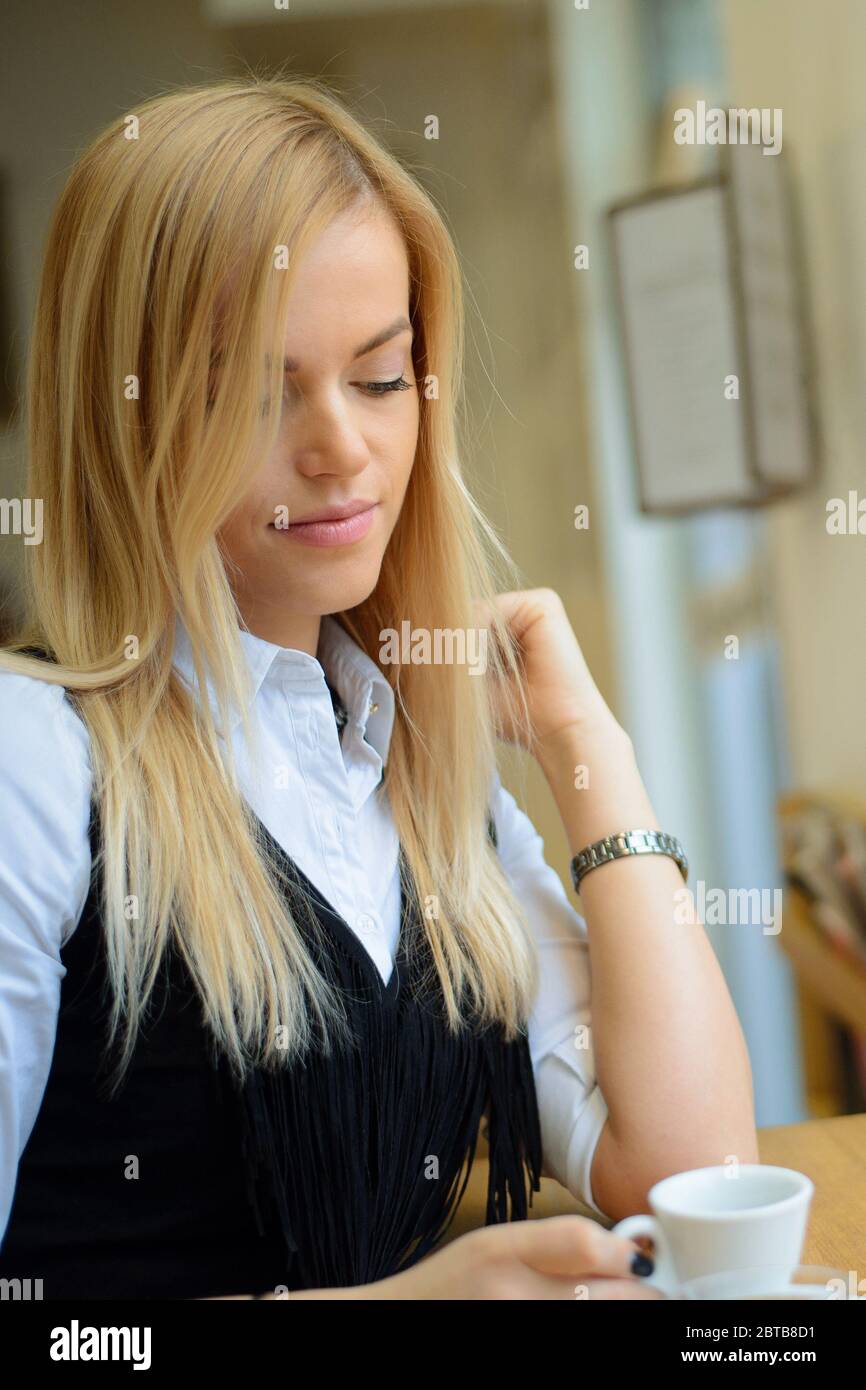 The girl work in the cafe Stock Photo - Alamy