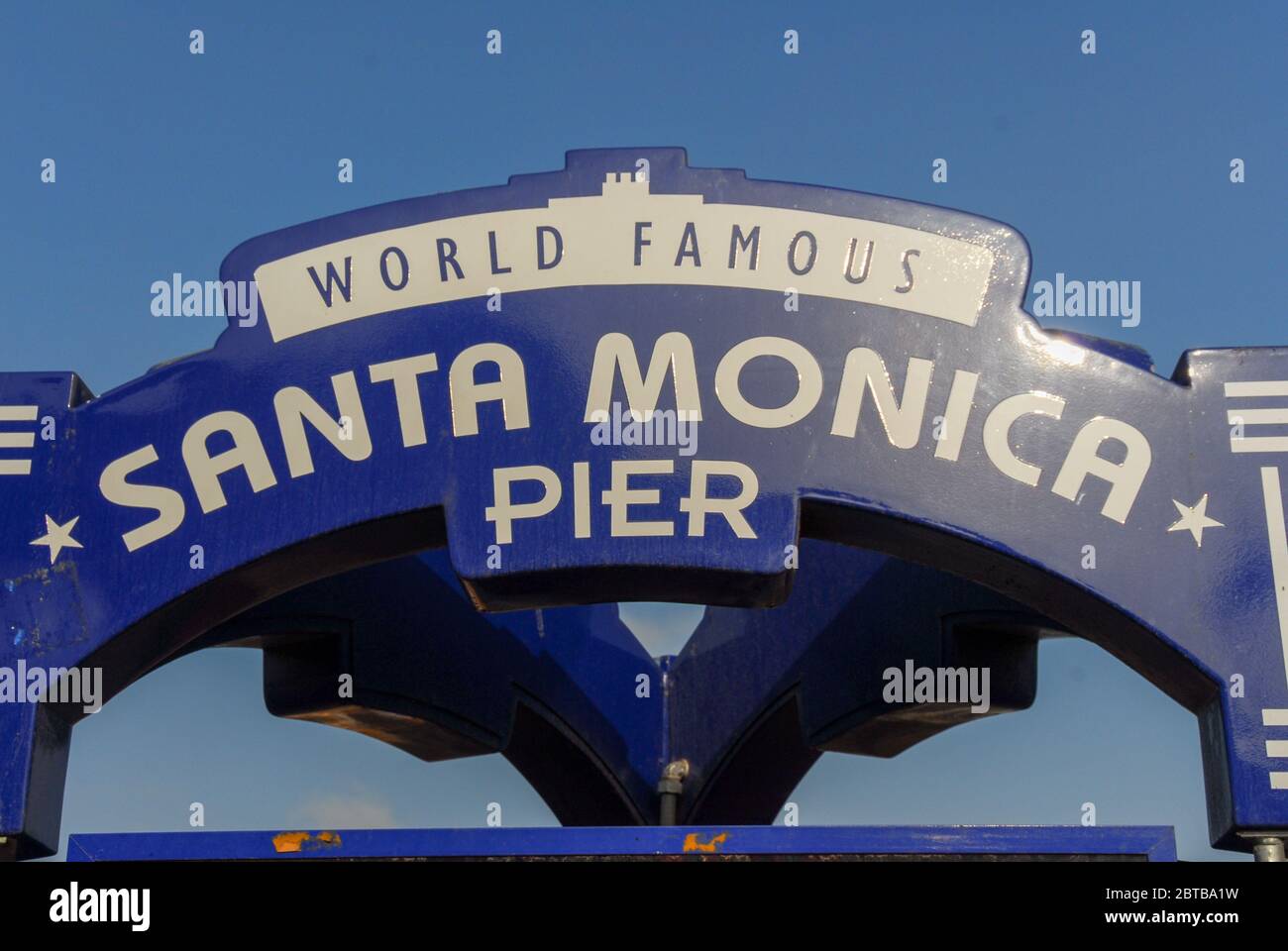 Santa monica pier pacific park sign hi-res stock photography and images ...