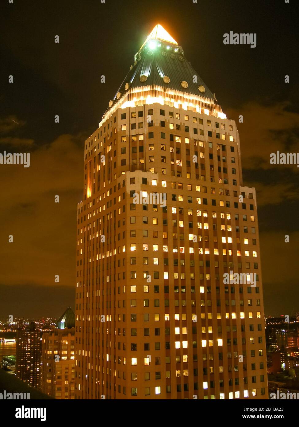 Worldwide Plaza building in Midtown Manhattan in the evening in New ...