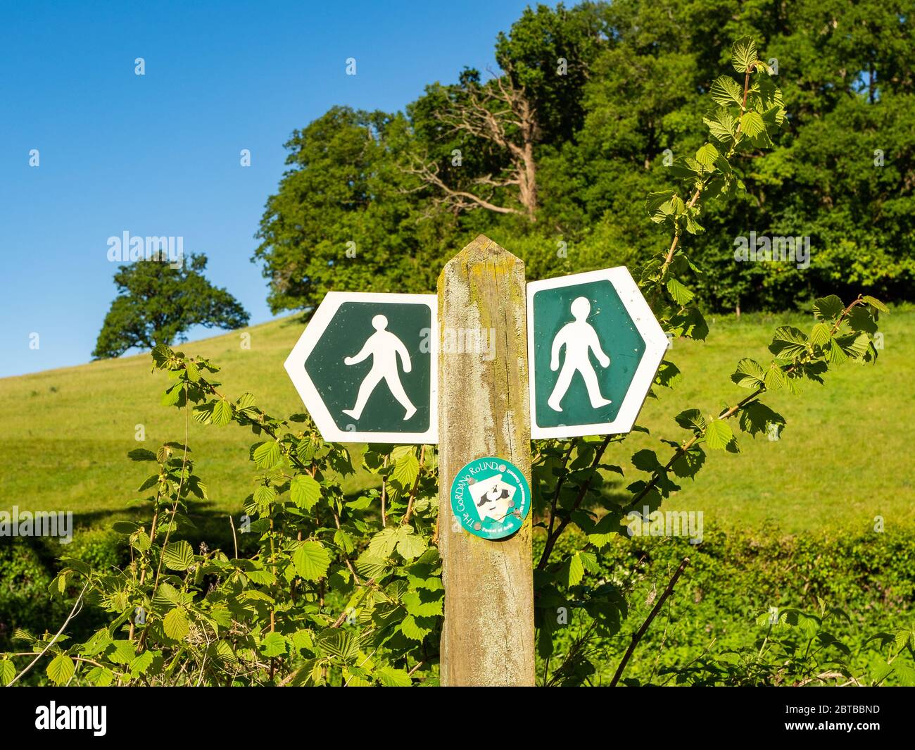 Waymarker on the Gordano Round a circular long distance footpath in ...