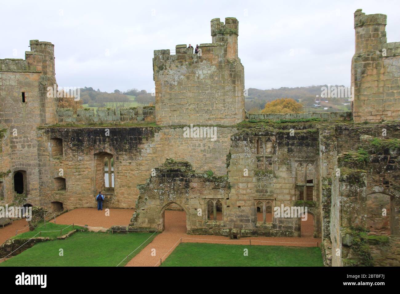 Interior of bodiam castle hi-res stock photography and images - Alamy