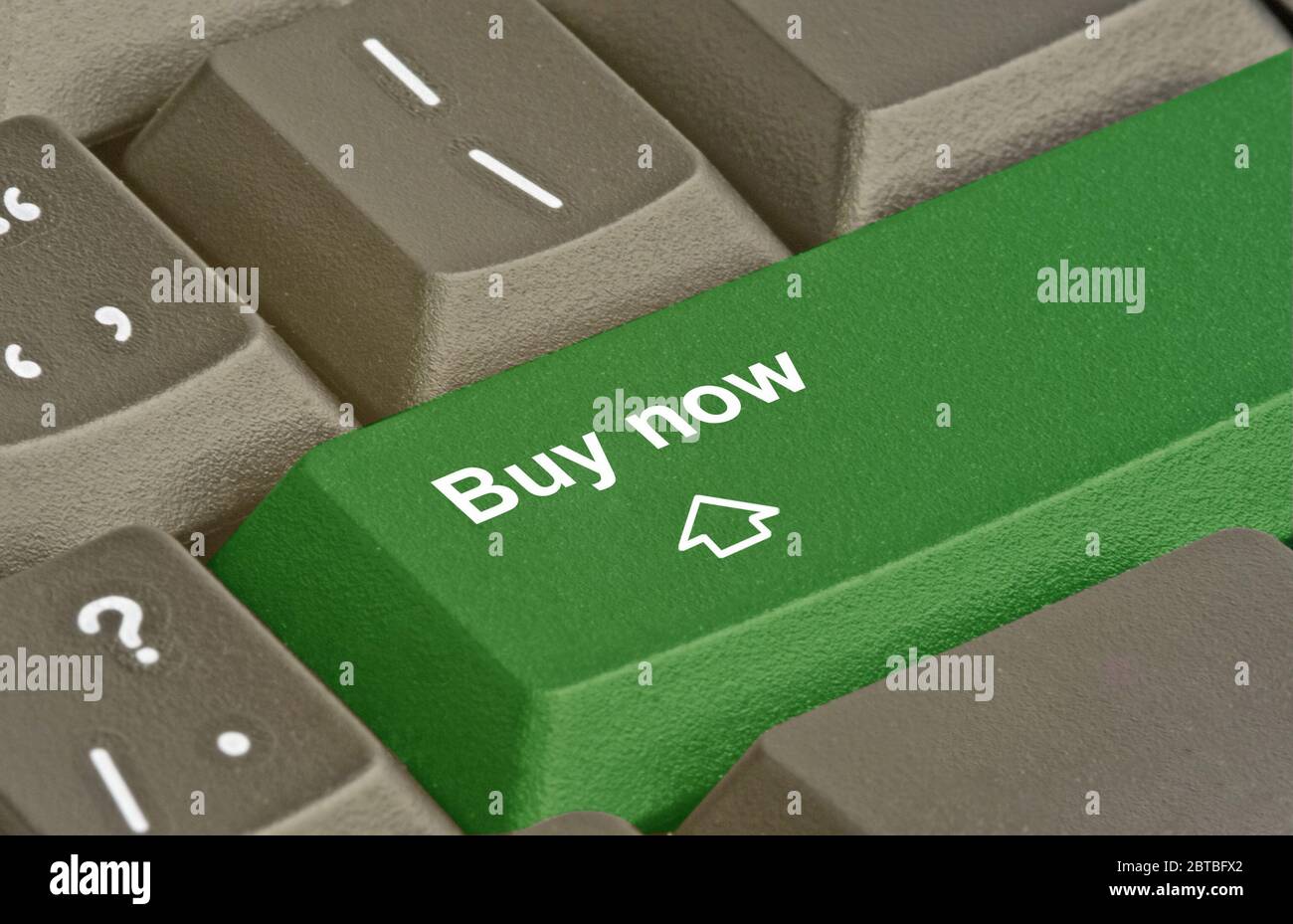 Keyboard with key for purchase Stock Photo - Alamy