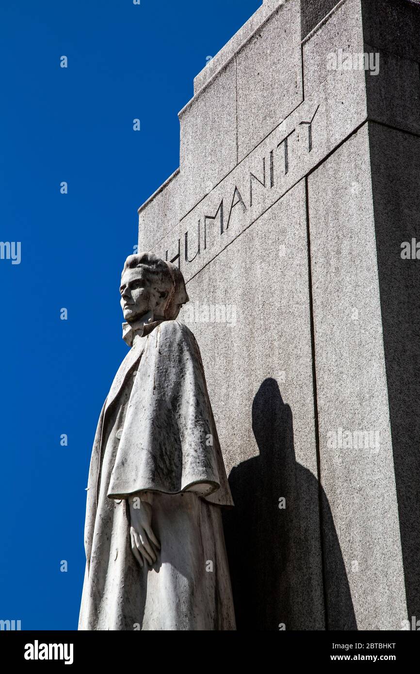 Statue george frampton edith cavell hi-res stock photography and images ...
