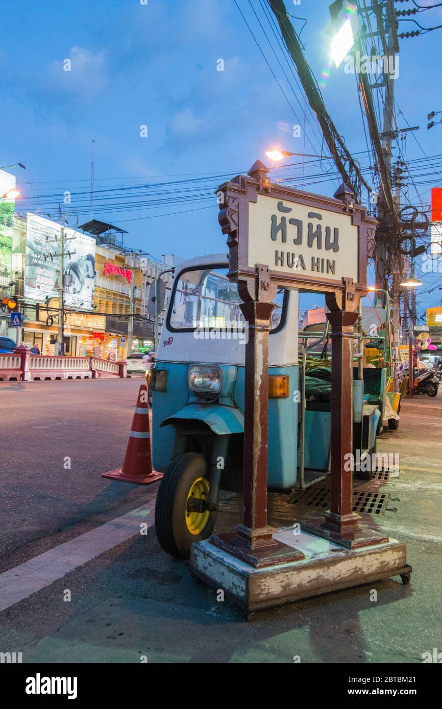People and street food shops at the Hua Hin Night market in the Town of ...