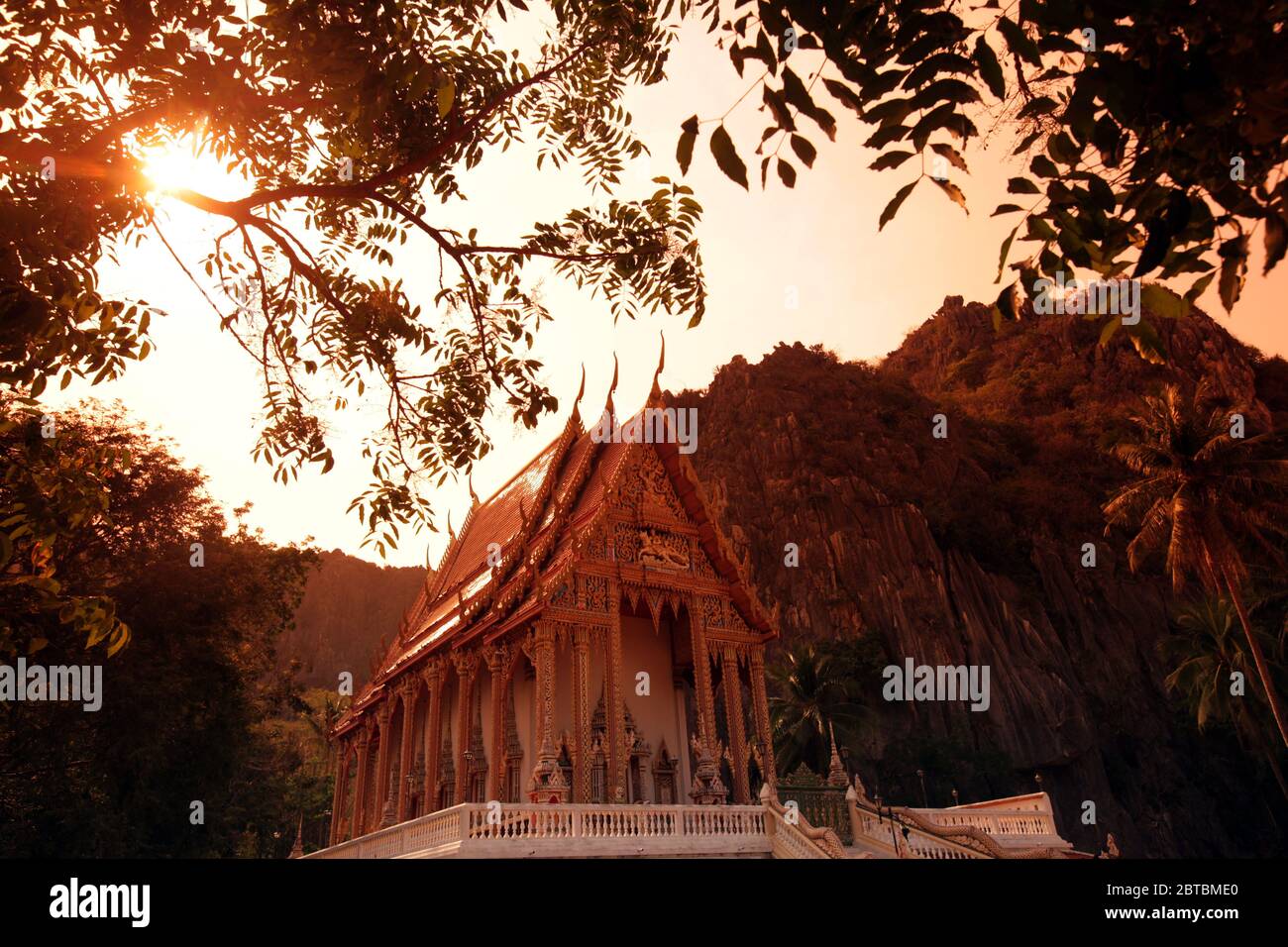 the wat Khao Daeng Temple at the Sam Roi Yot Nationalpark near the Town ...