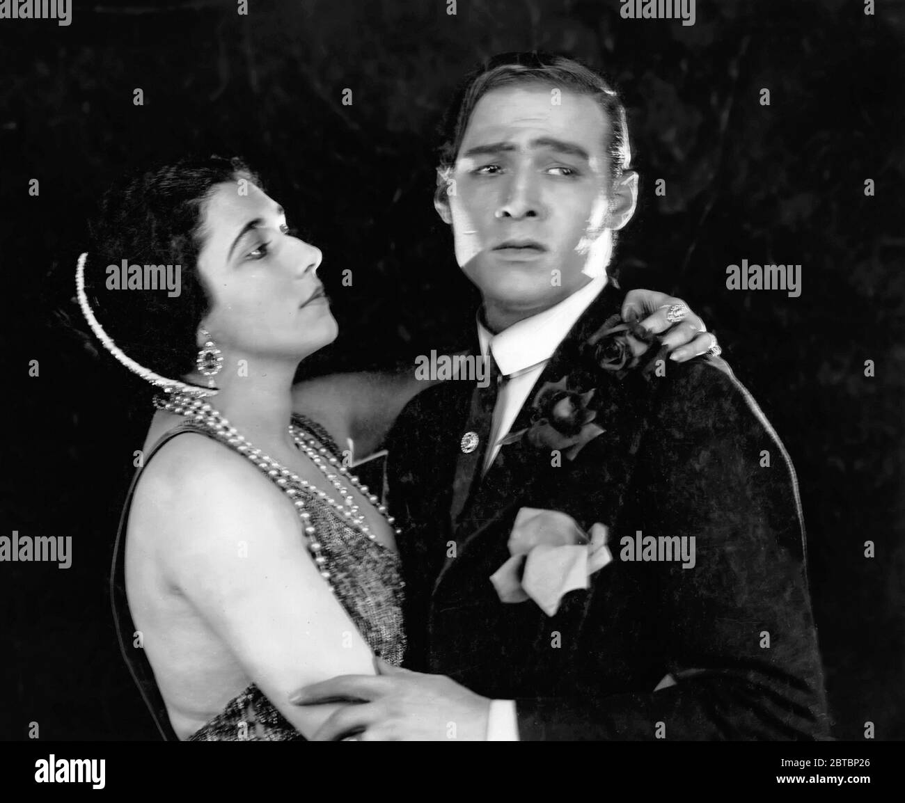 Nita Naldi, Rudolph Valentino, "Blood and Sand" (1922) Paramount ...