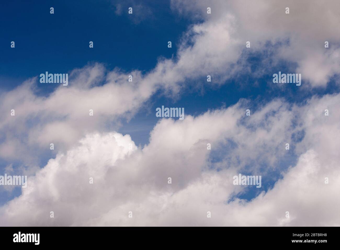 Changing clouds hi-res stock photography and images - Alamy
