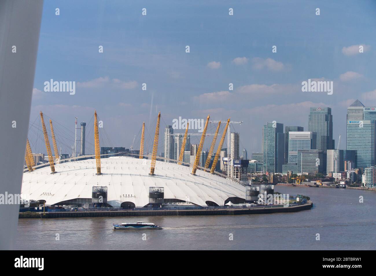 Canary Wharf and The O2 Stock Photo - Alamy