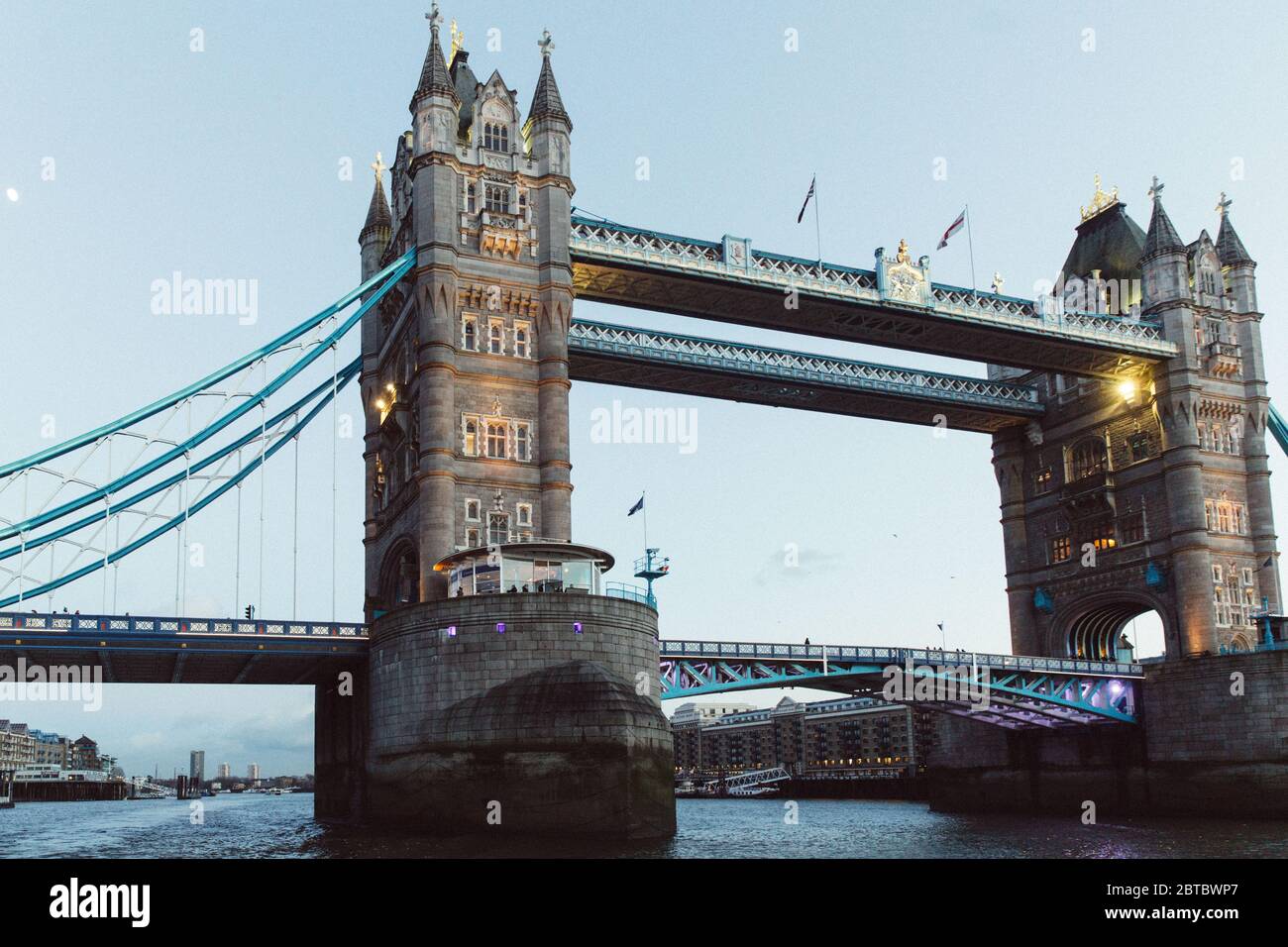 Moveable tower hi-res stock photography and images - Alamy