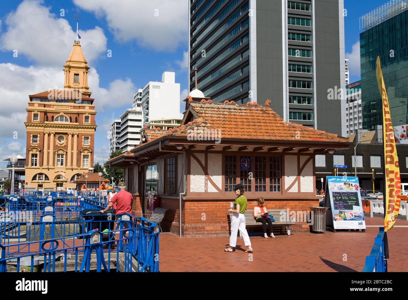 Ferry building auckland harbour hi-res stock photography and images - Alamy