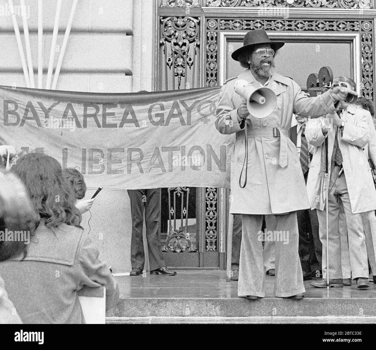 Glide Memorial Church Pastor Cecil Williams speaking at a Bay Area Gay ...