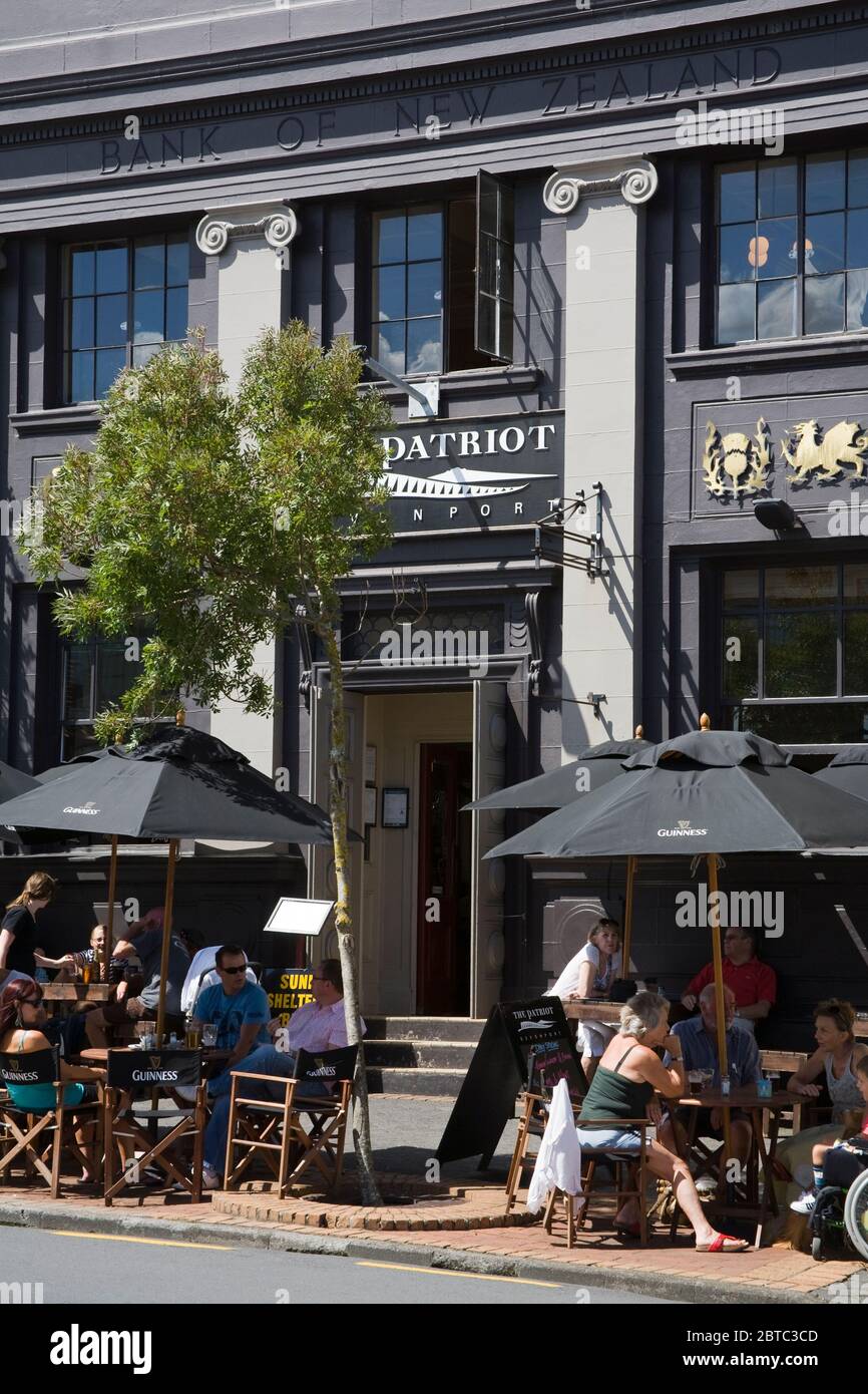 New zealand pub hi-res stock photography and images - Alamy