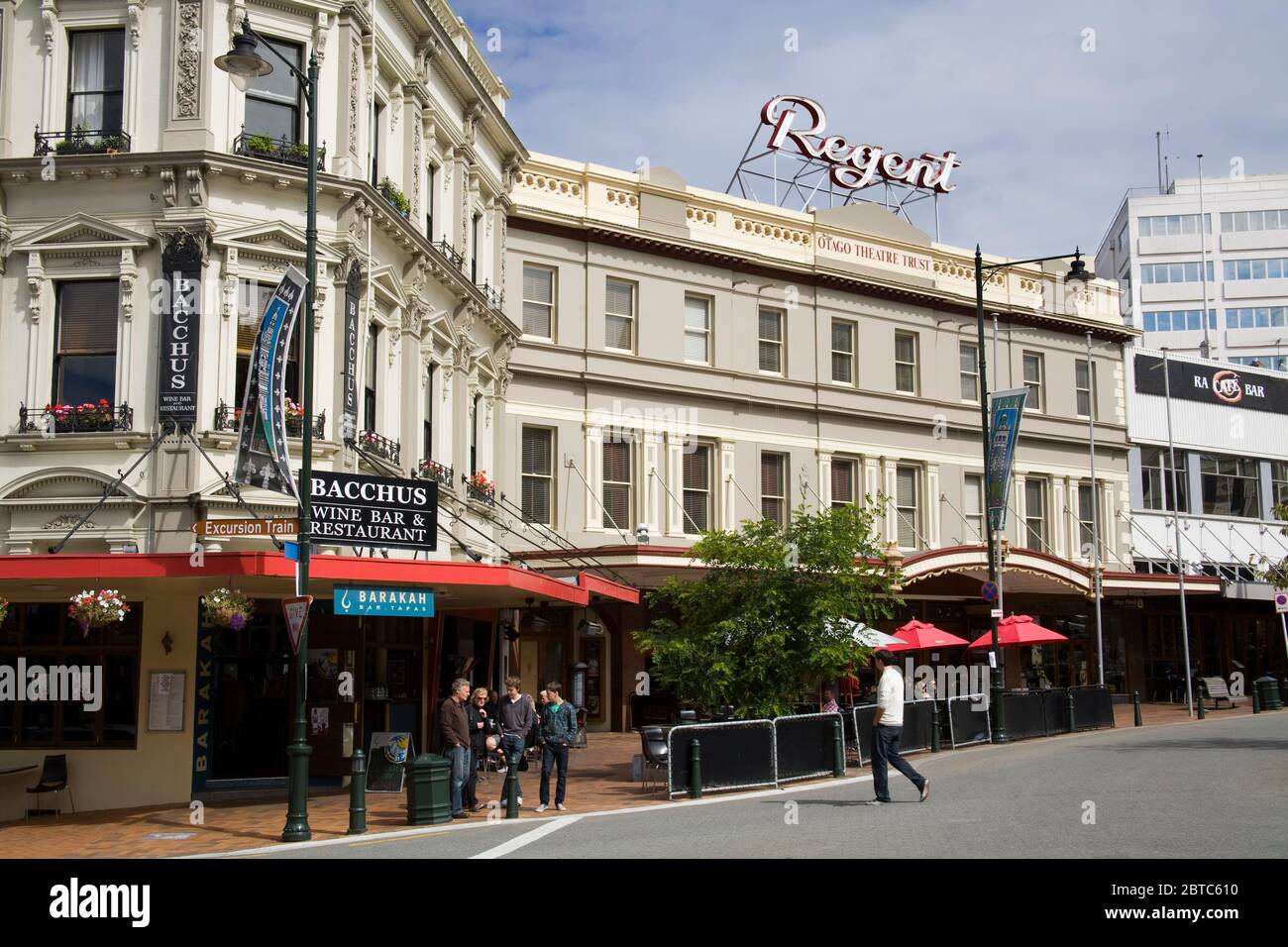Octagon dunedin hi-res stock photography and images - Alamy