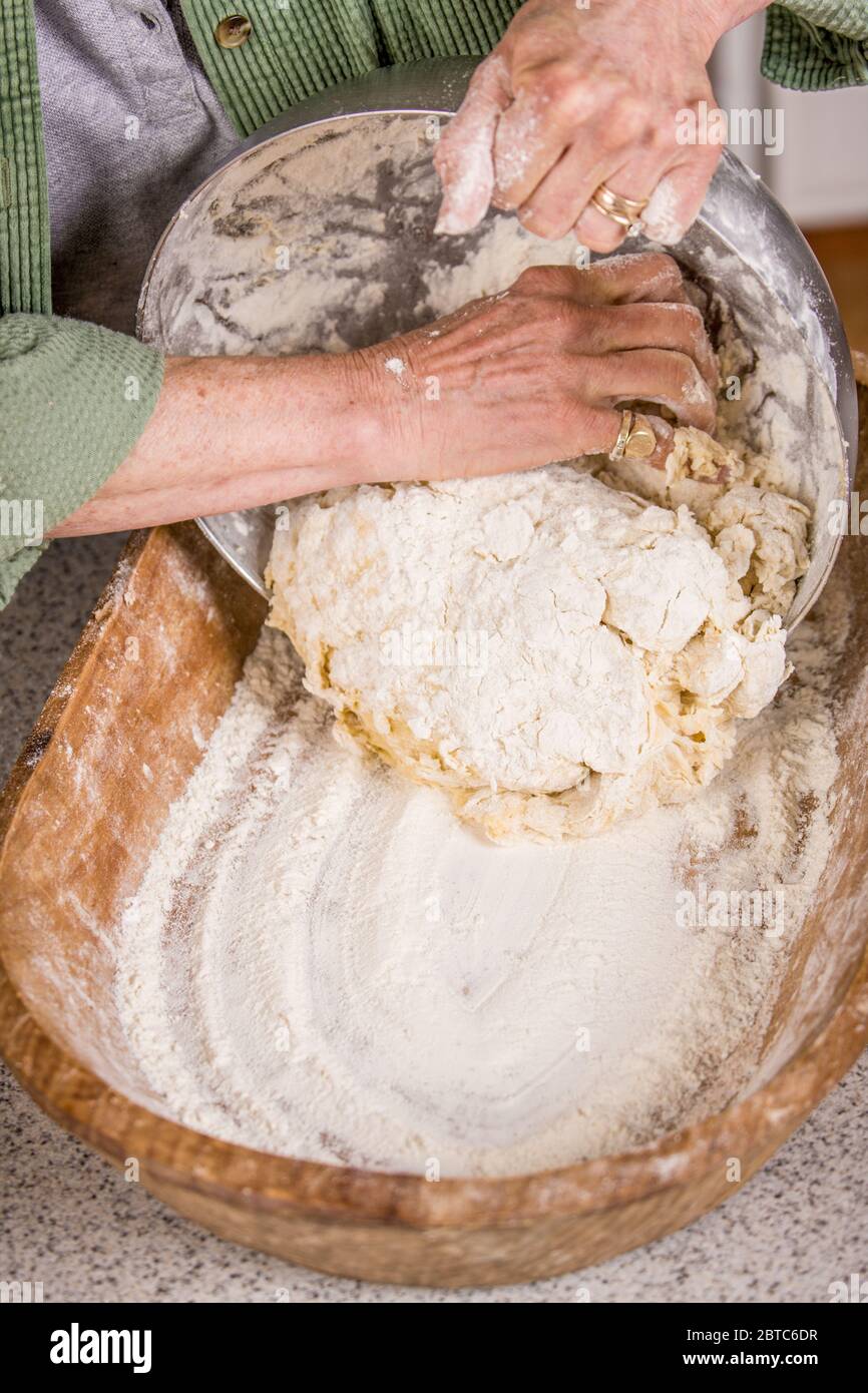 Trough tray hi-res stock photography and images - Alamy