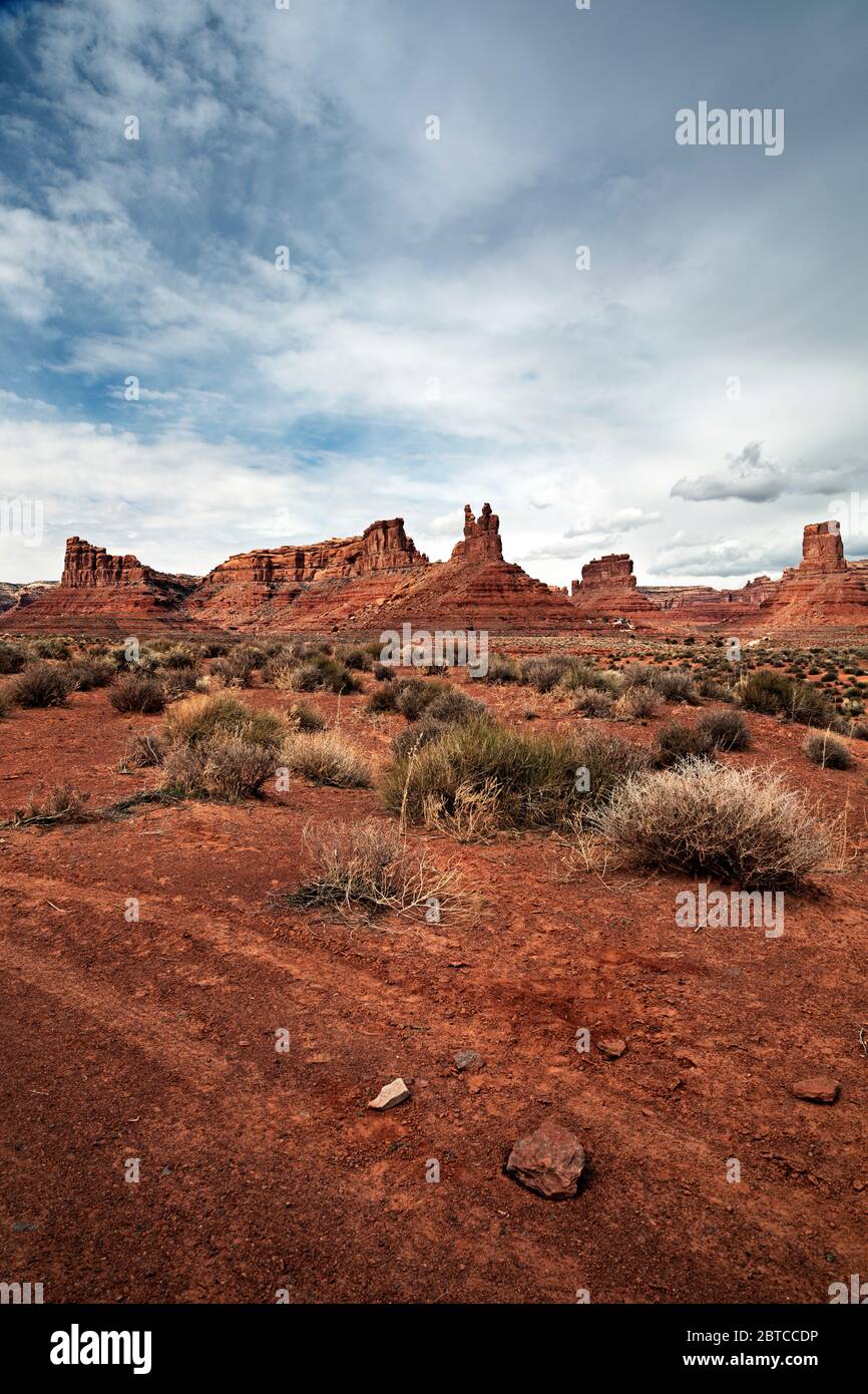 Red sandstone spires hi-res stock photography and images - Alamy