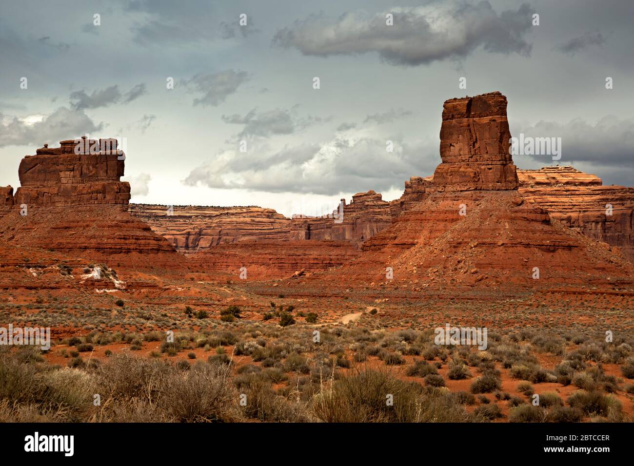 Sandstone spires hi-res stock photography and images - Alamy