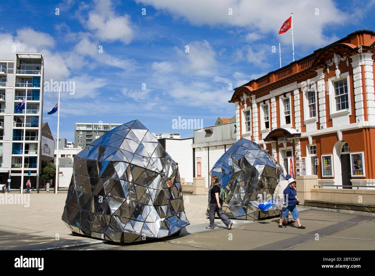 Mimetic Architecture High Resolution Stock Photography and Images - Alamy