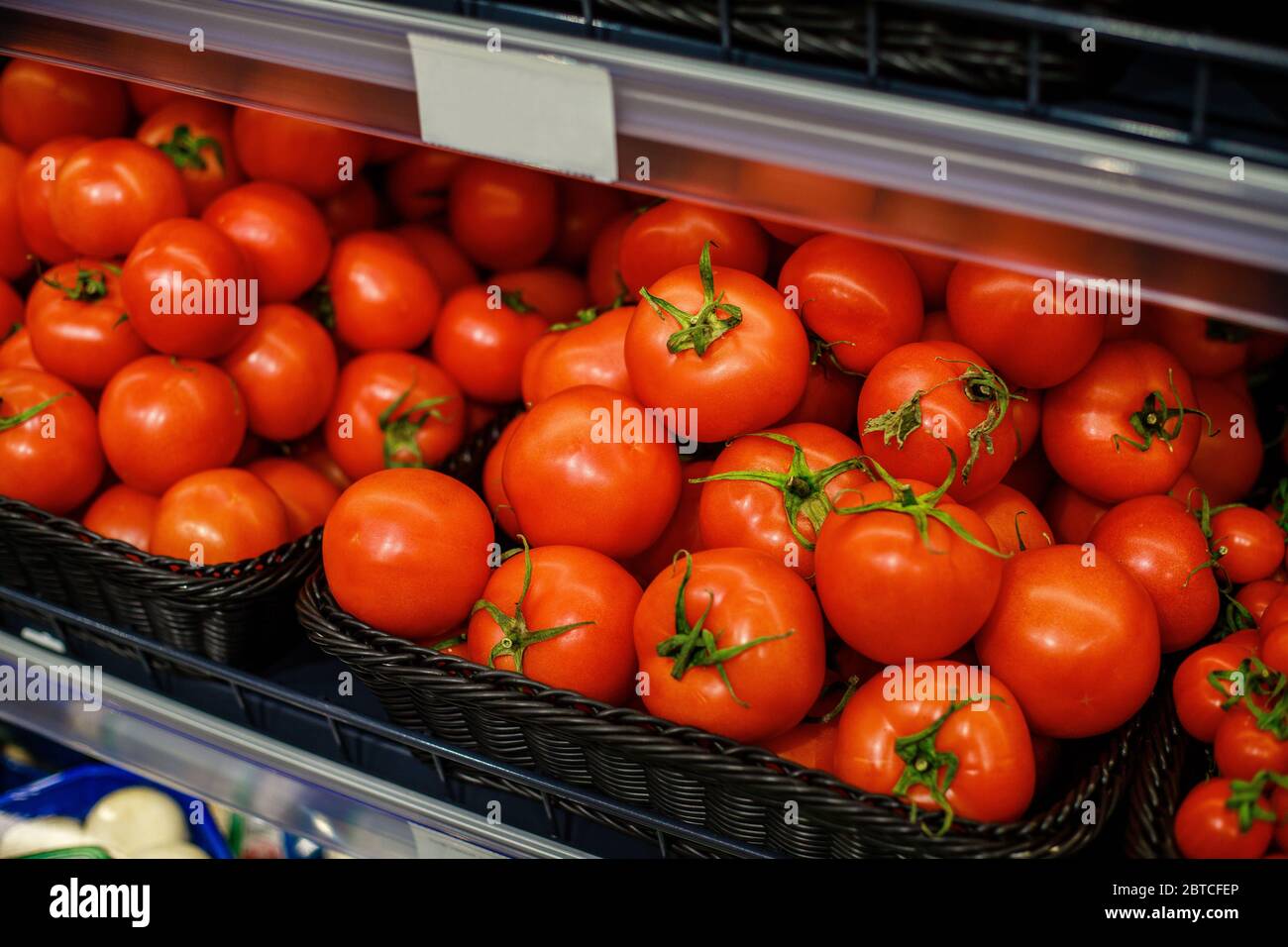 The vegetables tomatoes in the store Stock Photo - Alamy
