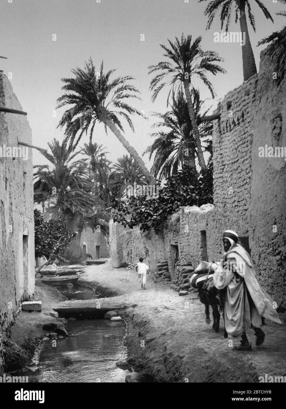 Vintage algeria photographs hi-res stock photography and images - Alamy