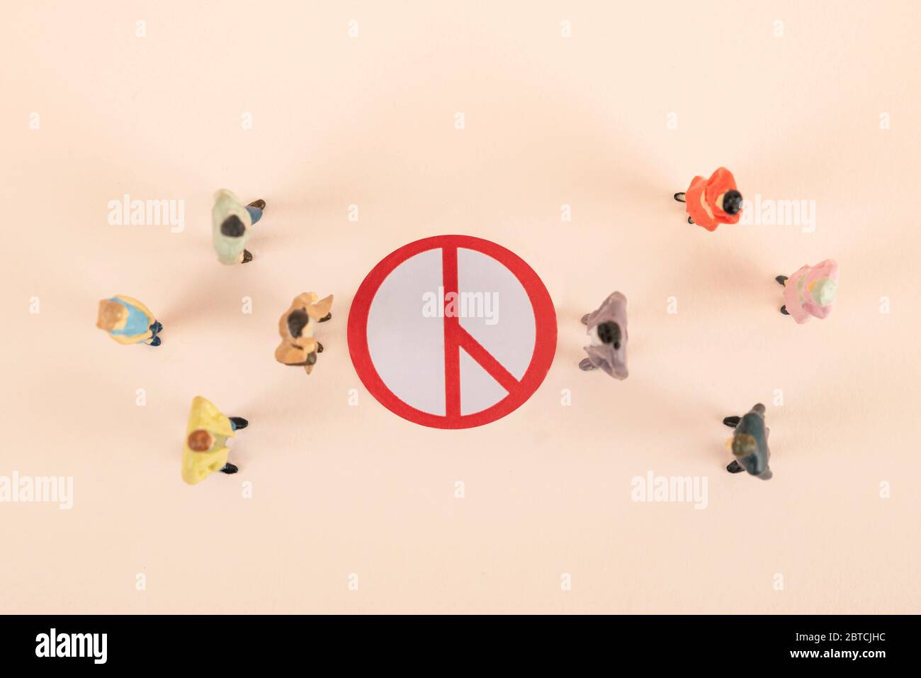 Voting and Election concept, voting paper in the ballot box 100 Stock ...