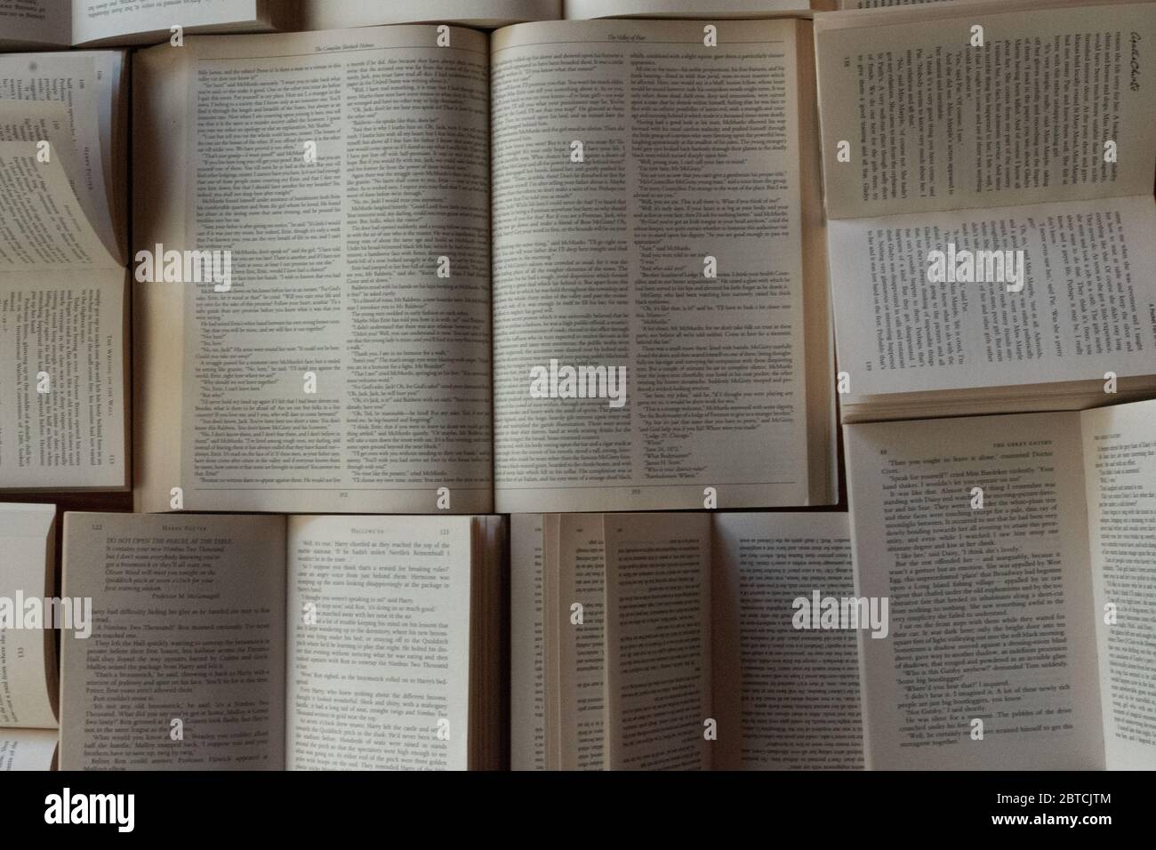 Texts writing hi-res stock photography and images - Alamy