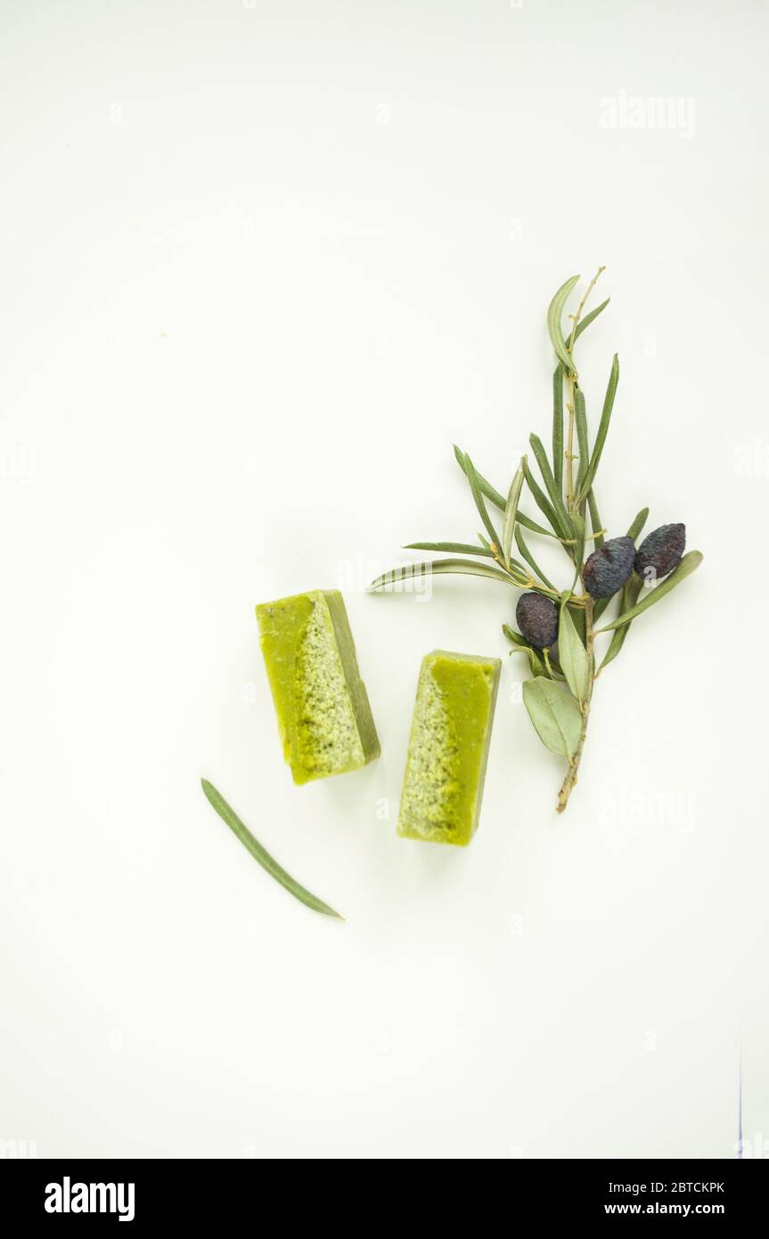 Olive bars of soap hi-res stock photography and images - Alamy