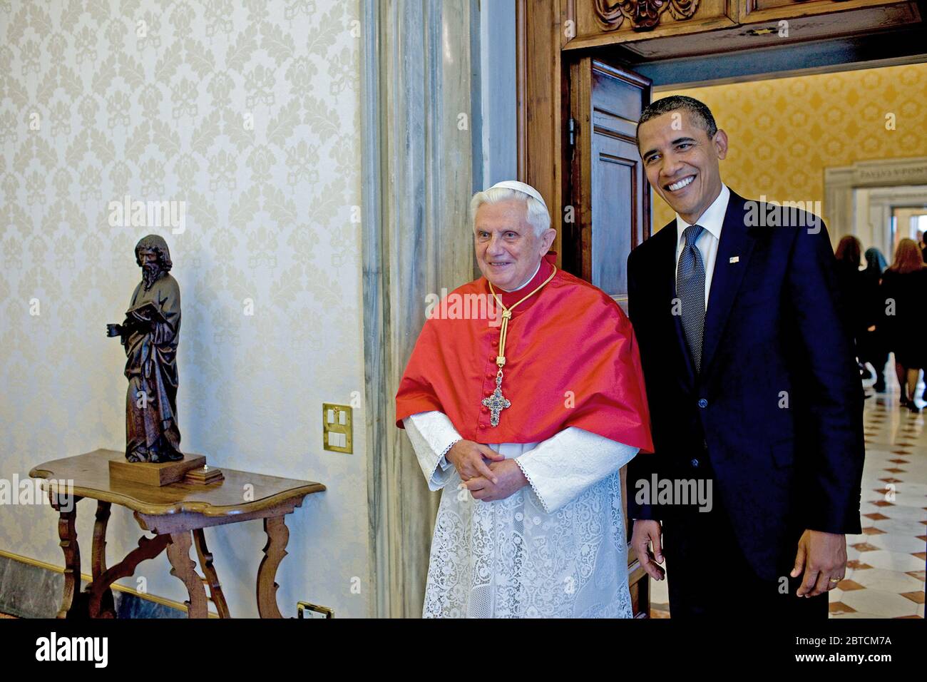 President Barack Obama meets with Pope Benedict XVI at the Vatican on ...