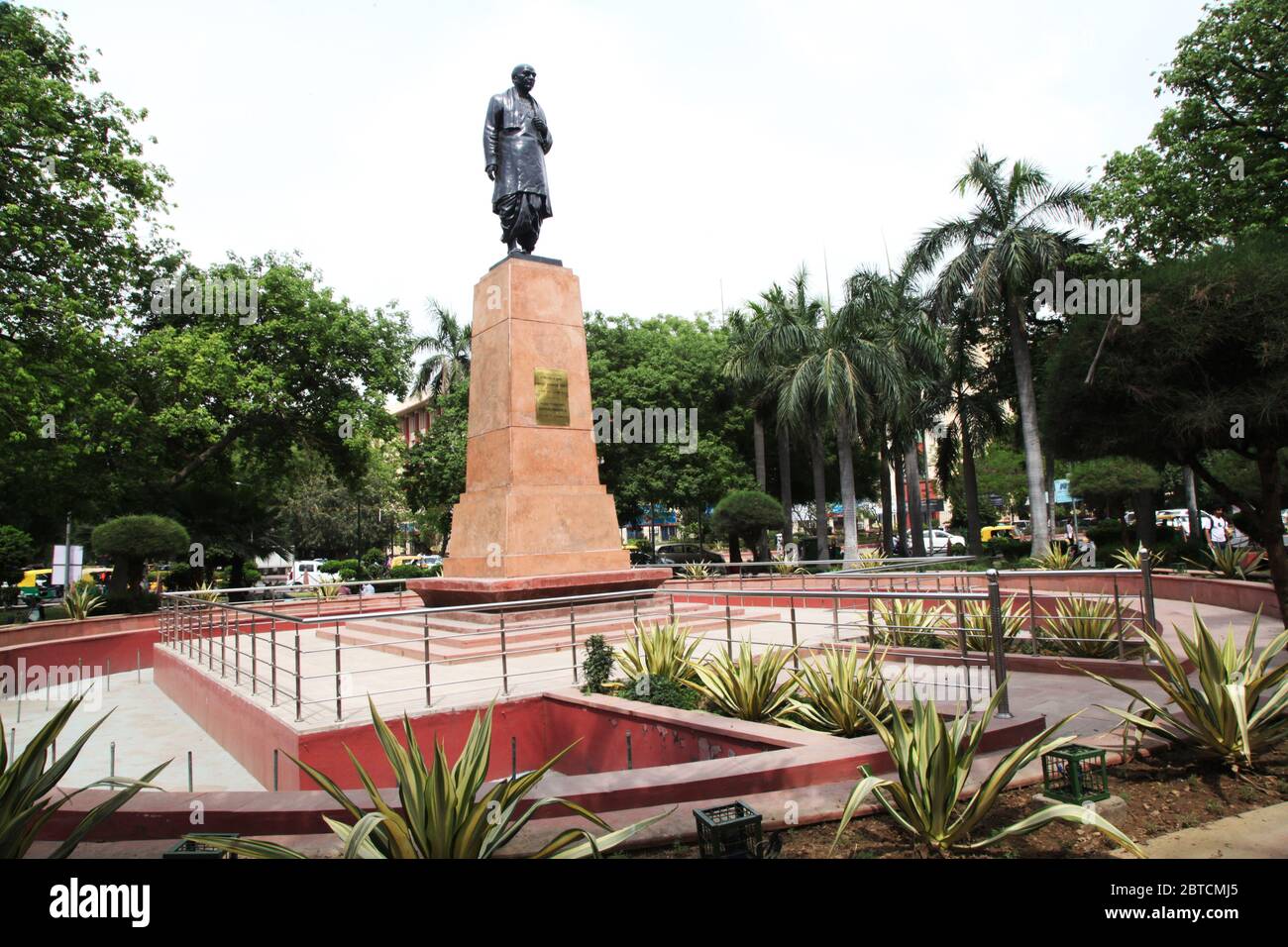 Statue of Sardar Vallabhbhai Patel at Patel Chowk, in New Delhi, India ...