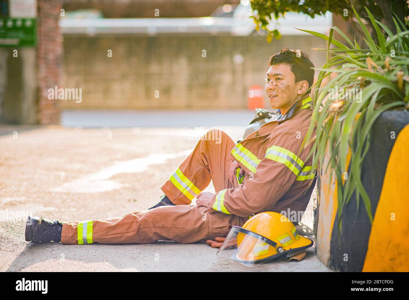 Female firefighter asian hi-res stock photography and images - Alamy