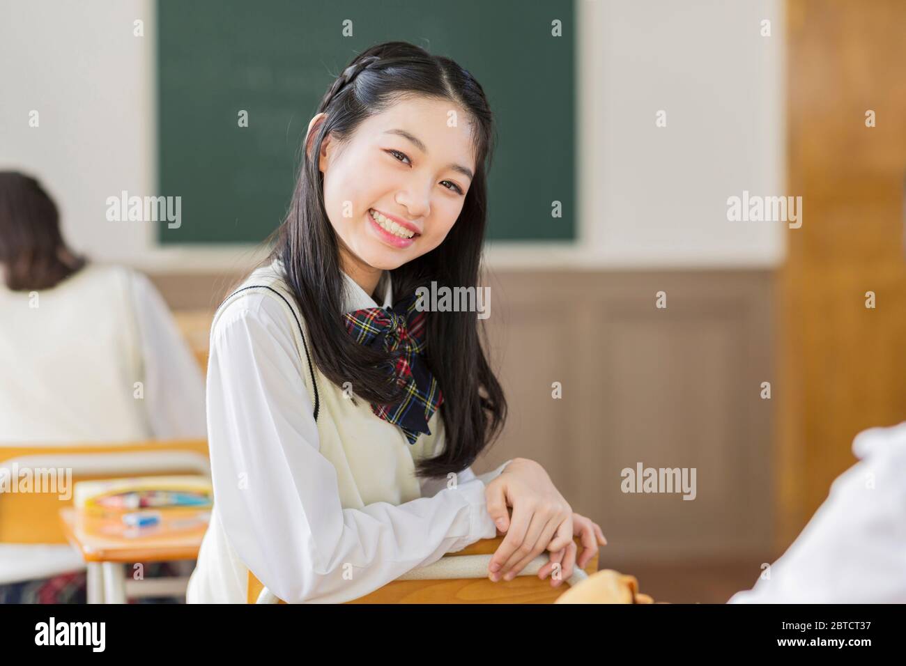 Group of school students portrait, happy smiling male and female ...