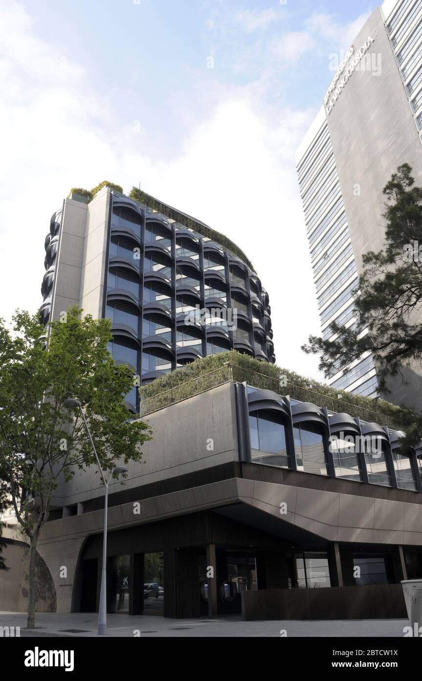 Architecture eyebrows hi-res stock photography and images - Alamy