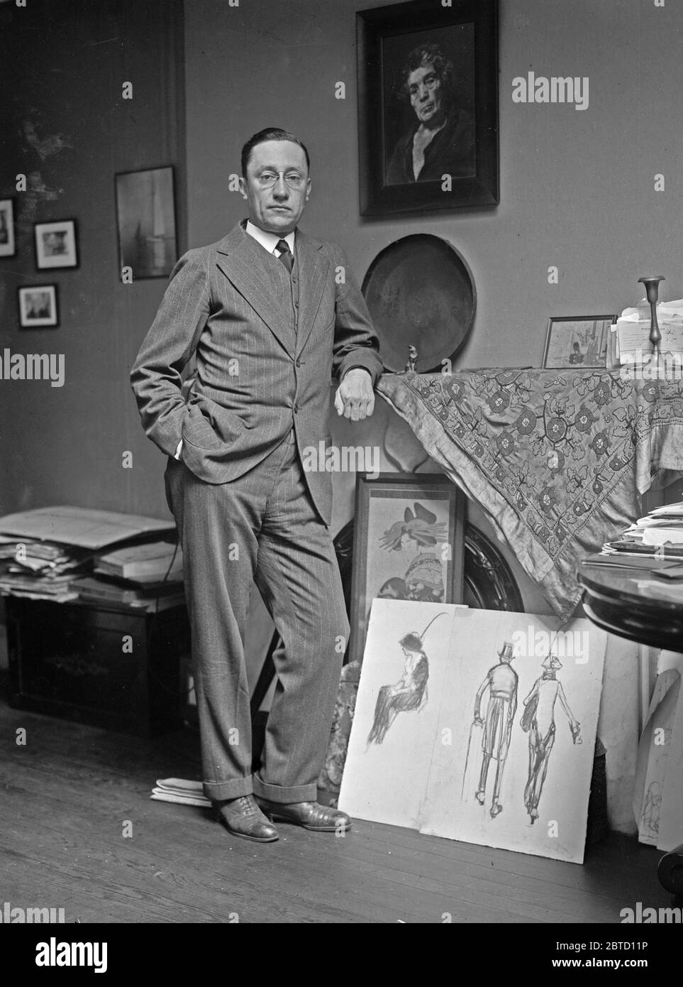 Artist stock collection hi-res stock photography and images - Alamy